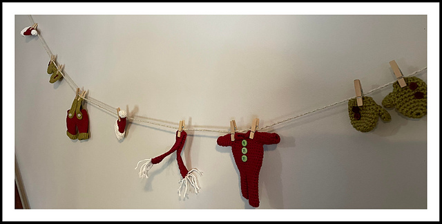 Ravelry: Santa's Clothesline pattern by Rebecca Risk