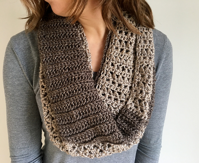 Ravelry: Half-N-Half Cowl pattern by Sonja Hood