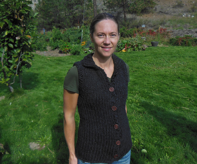 Ravelry: Super Bulky Outer Vest pattern by Lisa Ellis