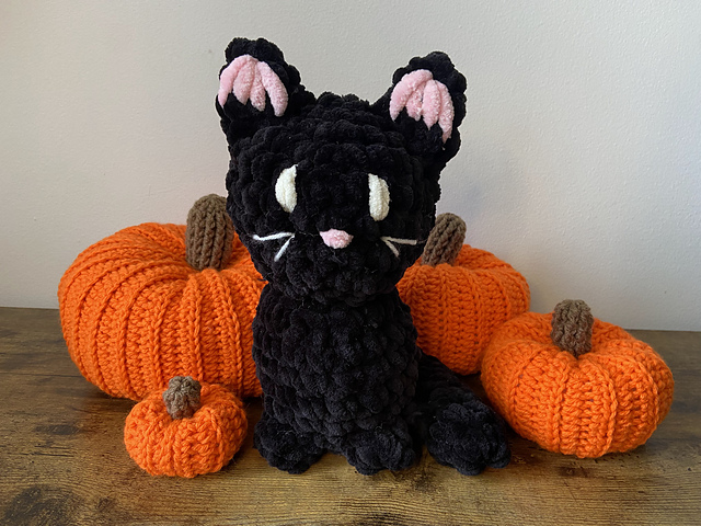 Ravelry: Crochet Cat Amigurumi pattern by Jordan Doyle