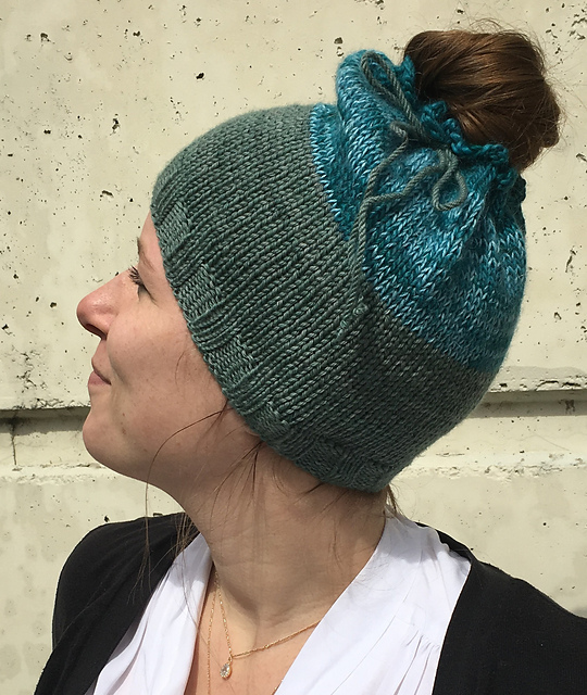 Ravelry: Manx Cloak pattern by Jeanne Long