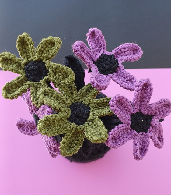 Ravelry: Mystic Daisy pattern by Kootsiko Handmade