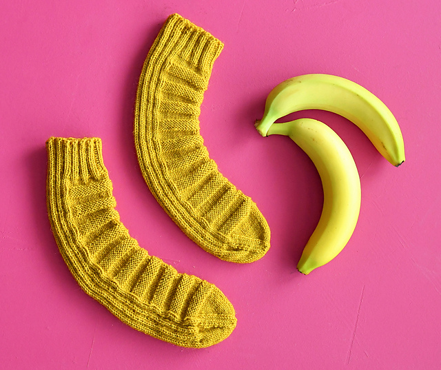 Ravelry: Banana socks pattern by Annette Saksman