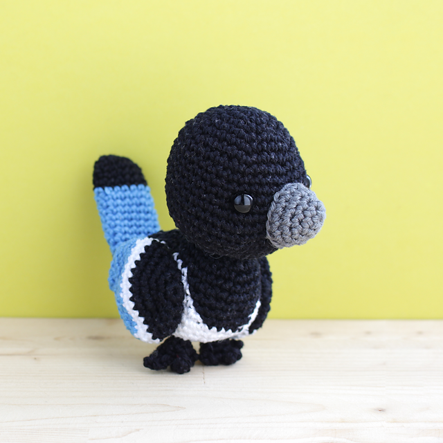 Ravelry: Mica The Magpie pattern by Stella Markou
