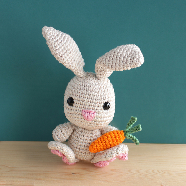 Ravelry: Perry The Bunny pattern by Stella Markou