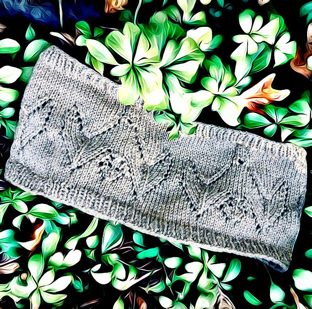 Ravelry: Bat Cowl pattern by Beth Knox