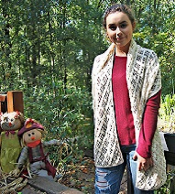 Ravelry: Diamond Shell Stole pattern by Peter Franzi