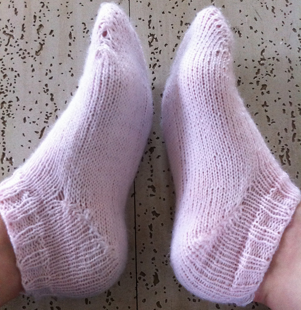 Ravelry: Short-Row Toe Anklet pattern by Kathleen Taylor
