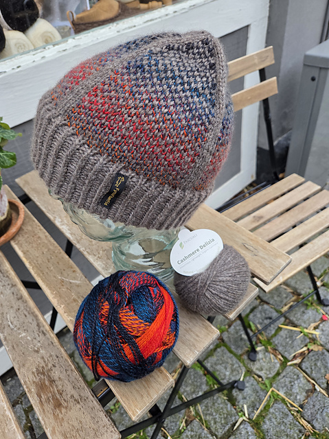 Ravelry: One By One Hue pattern by Krista Rose Jensen