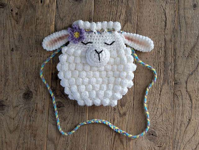 Ravelry: Little Lamb Purse pattern by Kristen Patton