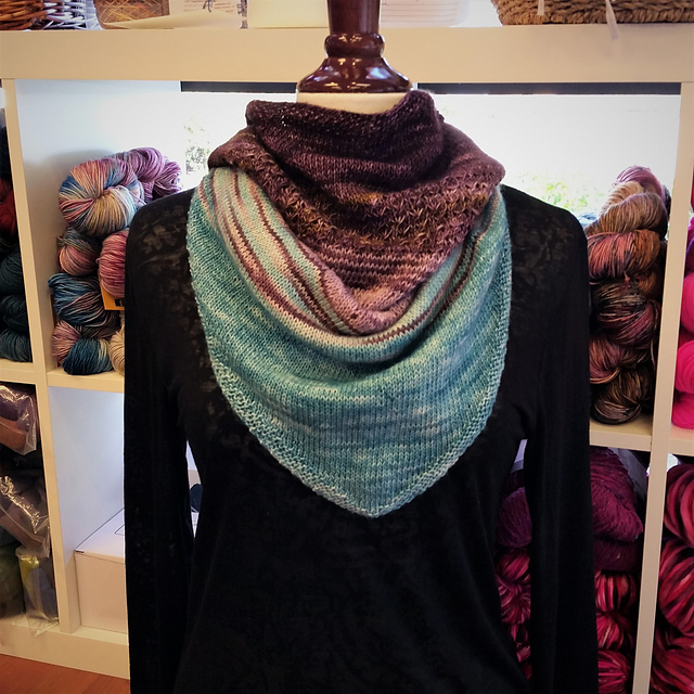 Ravelry: Gradient Shift Cowl pattern by Kristen Stuart Designs