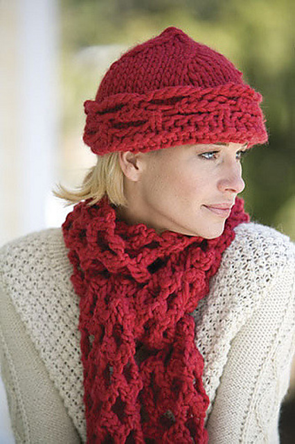 Ravelry: Aspen Airy Hat pattern by Kristen TenDyke