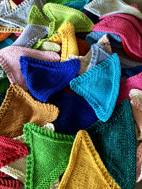 Ravelry: Kristenlynnea's summer bunting