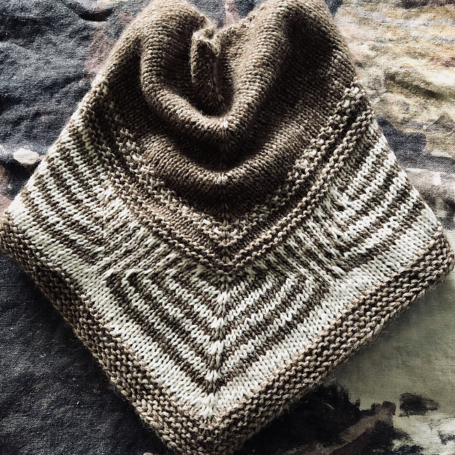 Ravelry: Kristenlynnea's Parapet Cowl