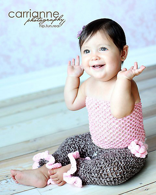 Ravelry: Ruffle Britches pattern by Kristi Simpson