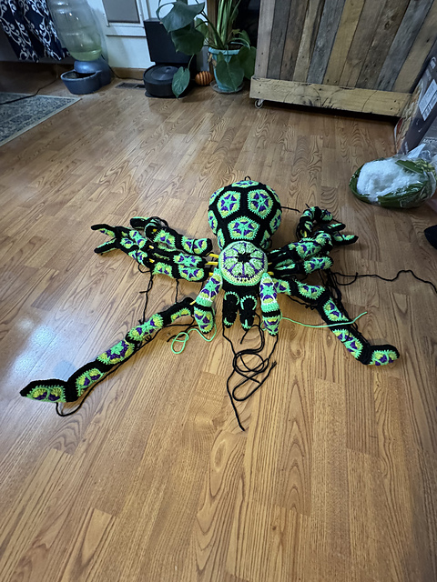 Ravelry: Krunchyknitter's Giant African Flower Tarantula