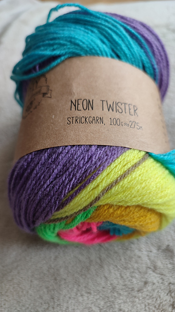 Ravelry: DIY Handmade Neon Twister