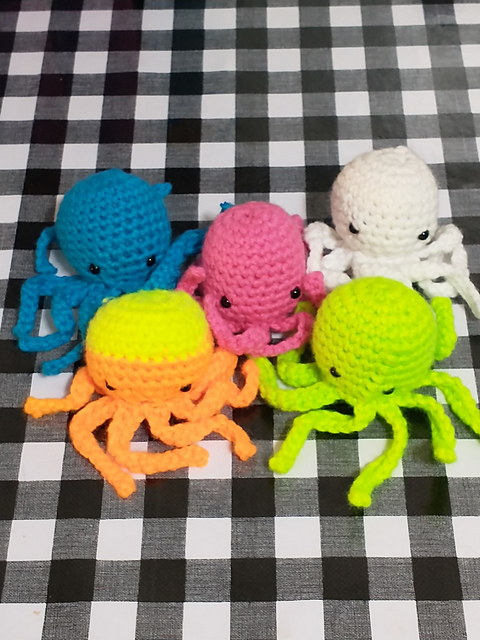 Ravelry: Octopus pattern by Jonathan Kuehn