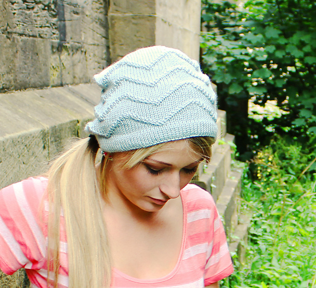 Ravelry: Chicane pattern by Kelly Menzies