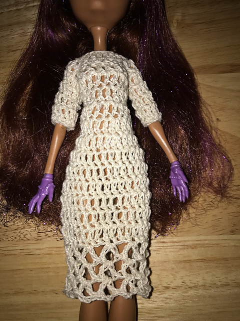 Ravelry: Monster High doll dress pattern by Kyuu Shi