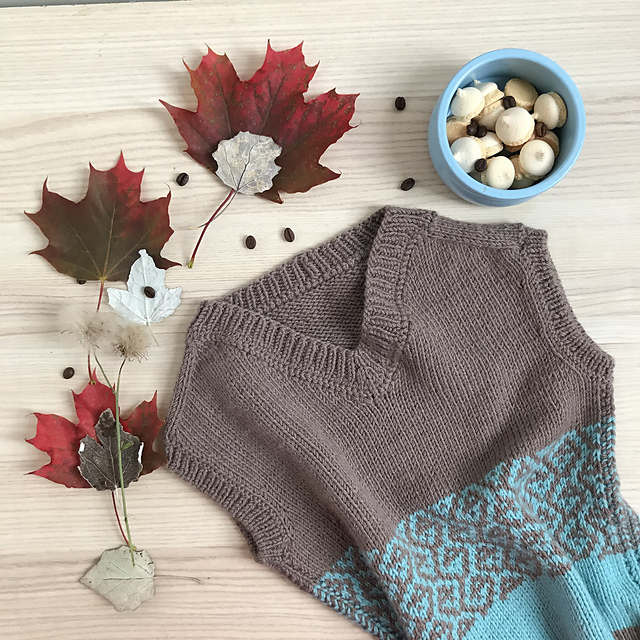 Ravelry: Diamon vest pattern by Elena Lebedeva