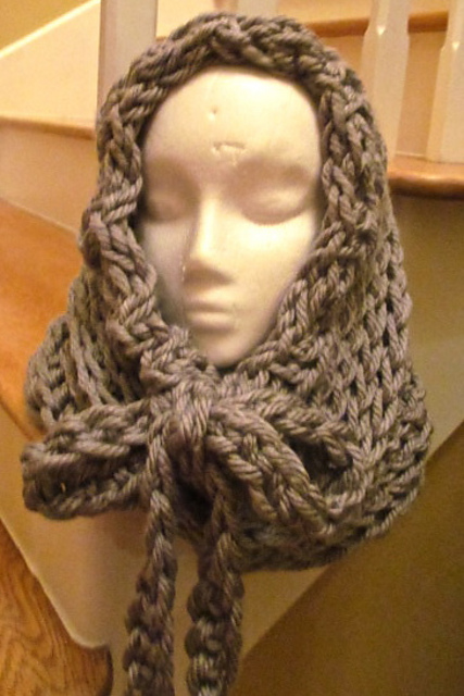 Ravelry: LBK63's Quick and Easy Convertible Drawstring Chunky Cowl