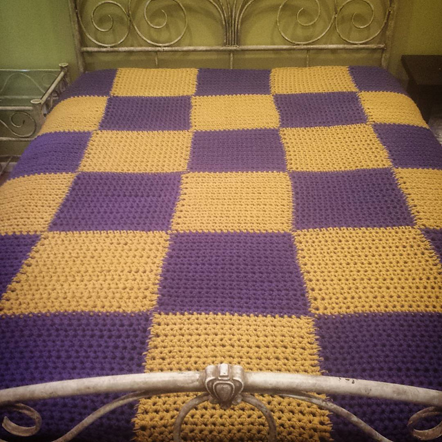 Ravelry: LBK63's School Spirit Color Block Chunky Blanket