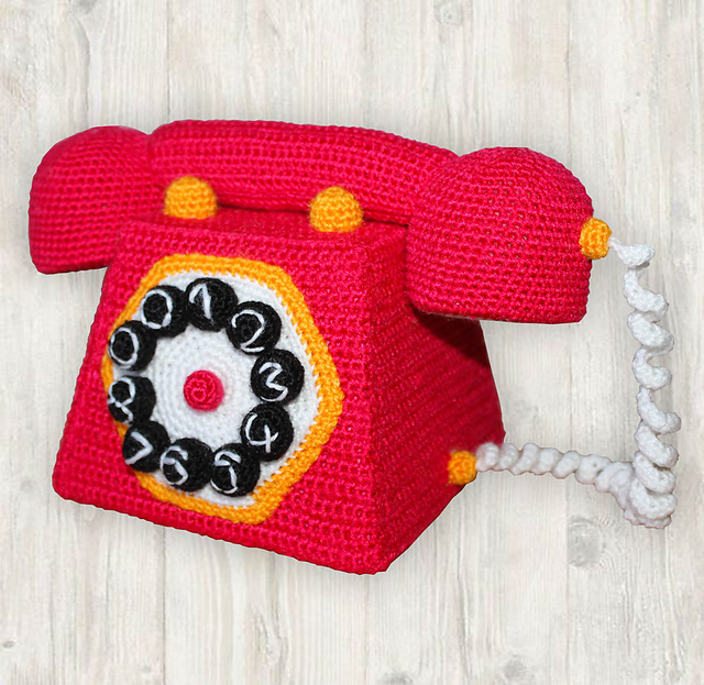 Ravelry: Red Retro Telephone / Corded Phone pattern by Kristine Kuluka