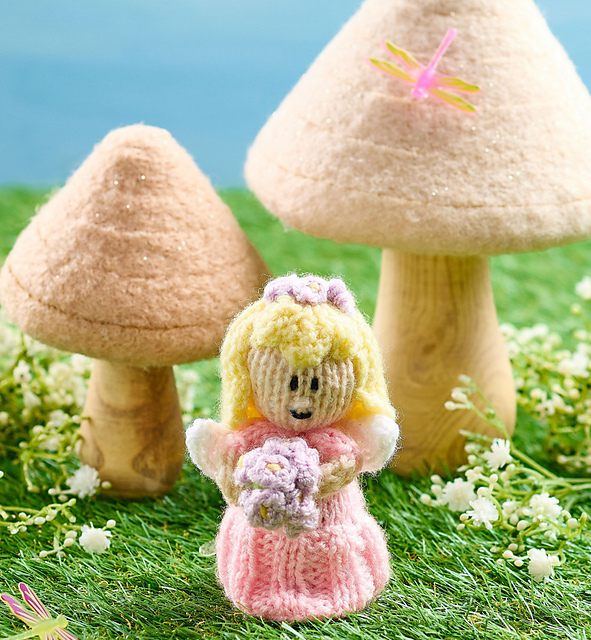 Ravelry: Easter Fairy Choc Egg Cover pattern by Knitclick