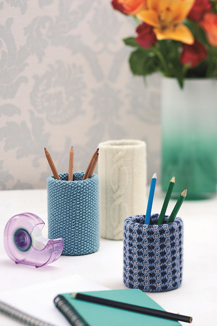 Ravelry: Hot Desk pattern by Jane Burns