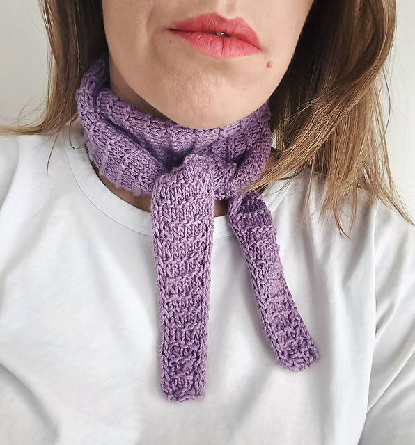 Ravelry: Mini Mood Scarf pattern by Tanya Eberhardt