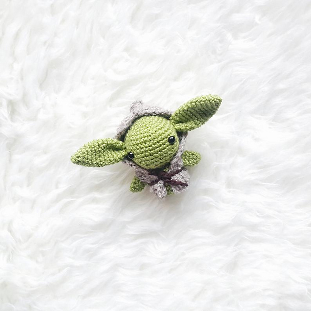 Ravelry: Master Yoda Star Wars pattern by Tanya Eberhardt