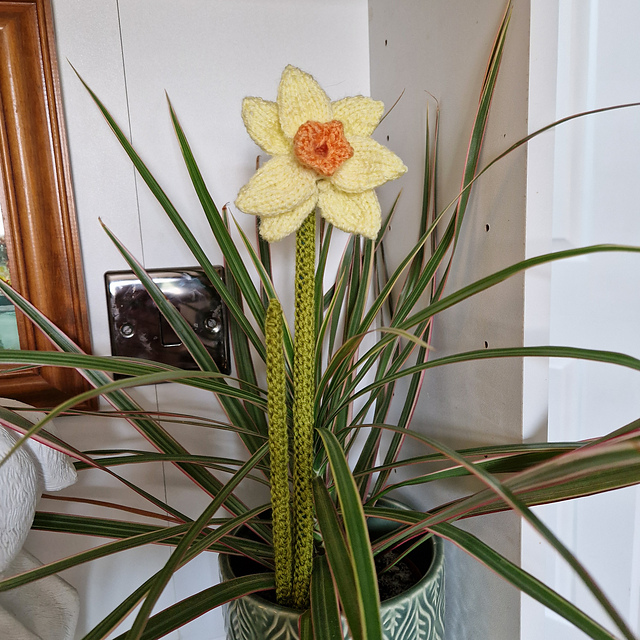 Ravelry: Knitted Daffodil pattern by L.T.Marshall