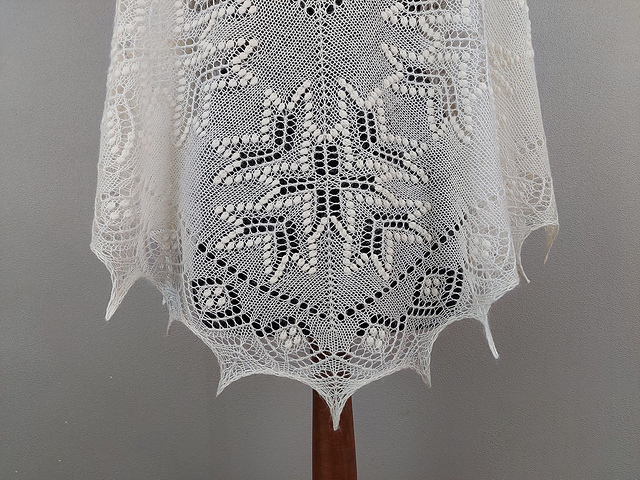 Ravelry: Big Star pattern by Cassie Rosse