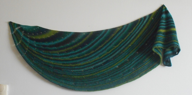 Ravelry: Ladibi's Dotted Ray