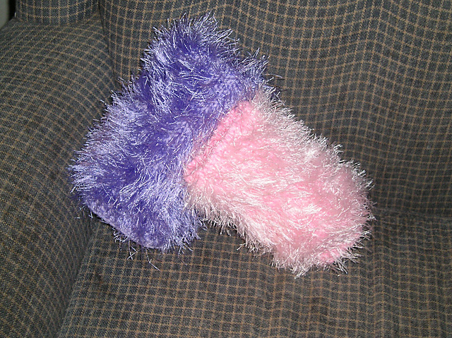 Ravelry: Fuzzy Muff pattern by Heather Krakat