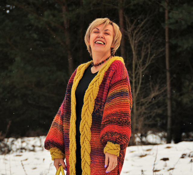 Ravelry: Cardigan Isabella pattern by Laimute Vaiciuliene