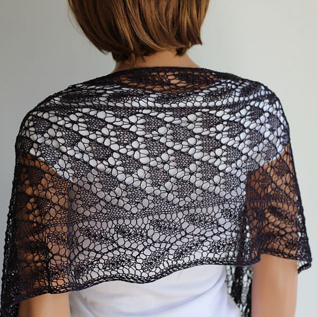 Ravelry: Plume pattern by Laine Select