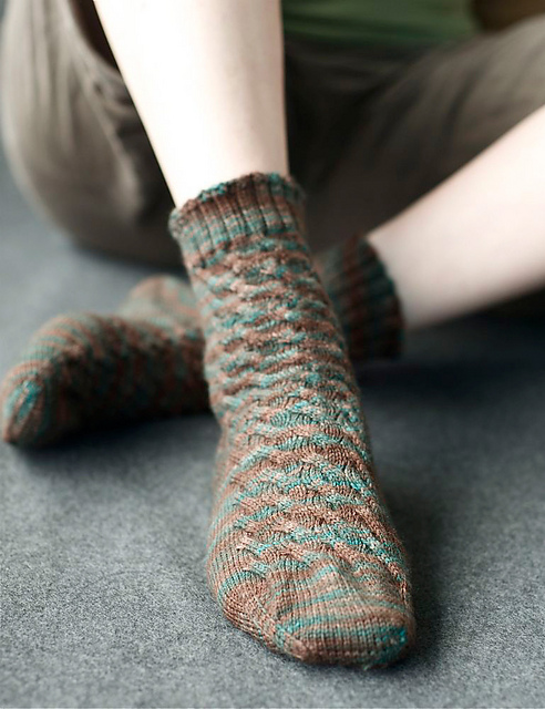 Ravelry: Nerodia pattern by Allison Janocha