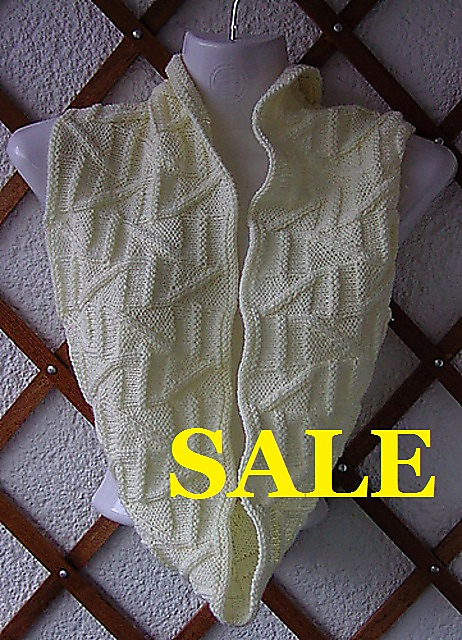 Ravelry: Barkhan pattern by Lansstama