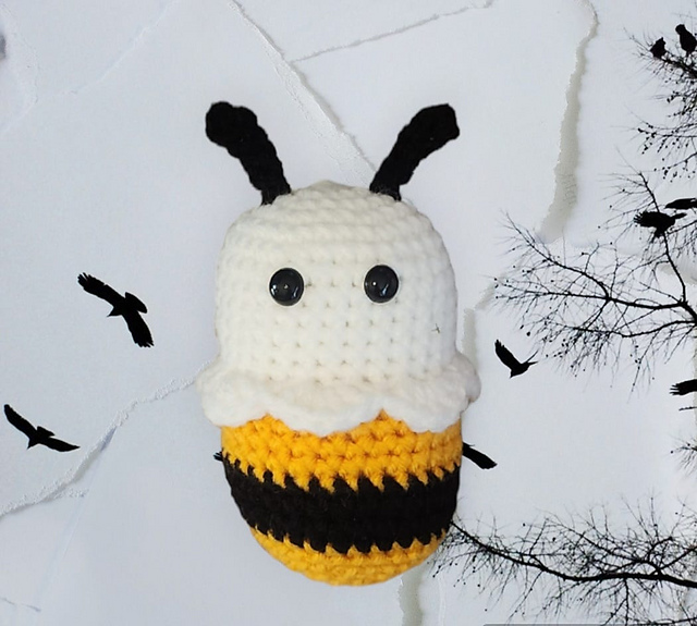 Ravelry: Boo Bee Amigurumi pattern by Erica Lantz