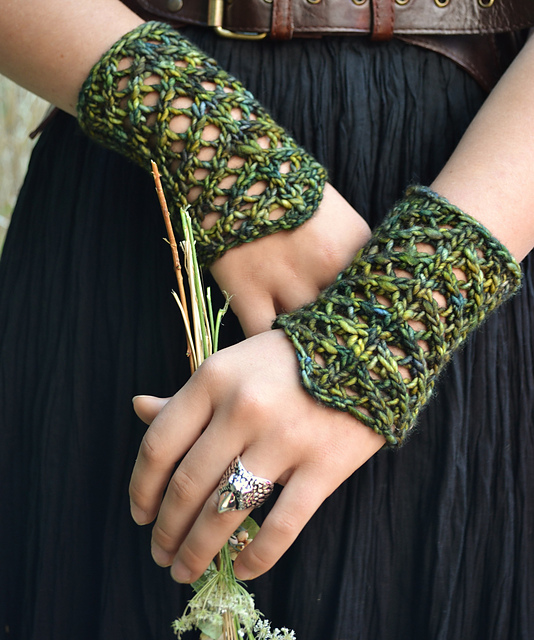 Ravelry: Shieldmaiden Gauntlets pattern by Larissa Brown
