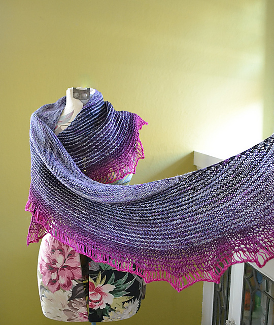 Ravelry: Hyperspanner pattern by Larissa Brown