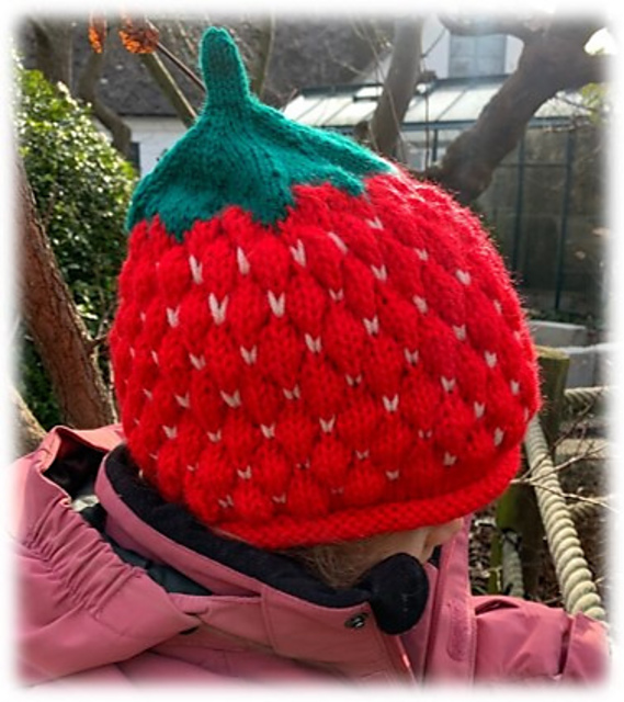Ravelry: Strawberry Hat pattern by Gozde Isik