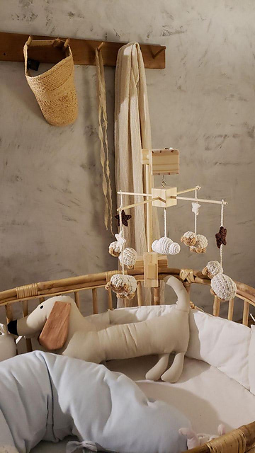 Ravelry: Movil de bebe de Ovejitas pattern by Maria Williams Scotti