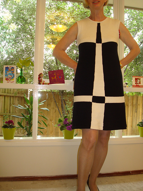 Ravelry: Lasska's Optical Illusion Dress