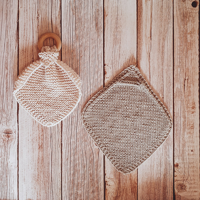 Ravelry: Doudou Carré pattern by Lau Demoizelle