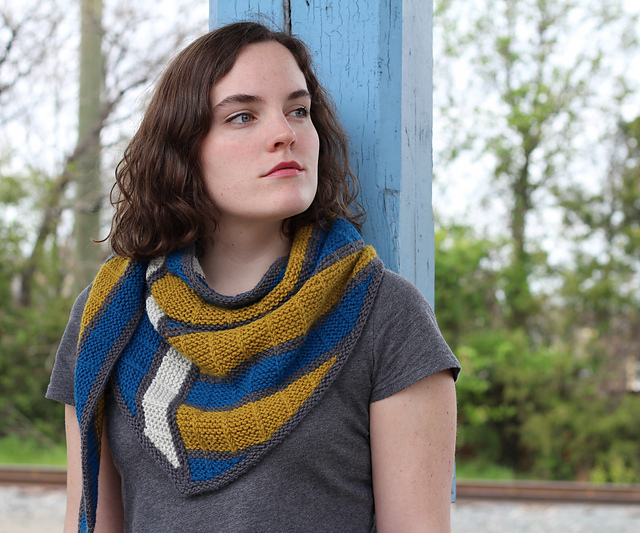 Ravelry: Crosswind pattern by Laura Aylor