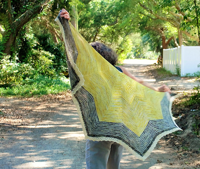 Ravelry: Sun Spot pattern by Laura Aylor