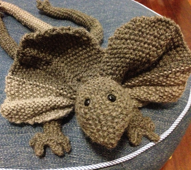 Ravelry: Frilled Neck Dragon pattern by Barbara Lennon